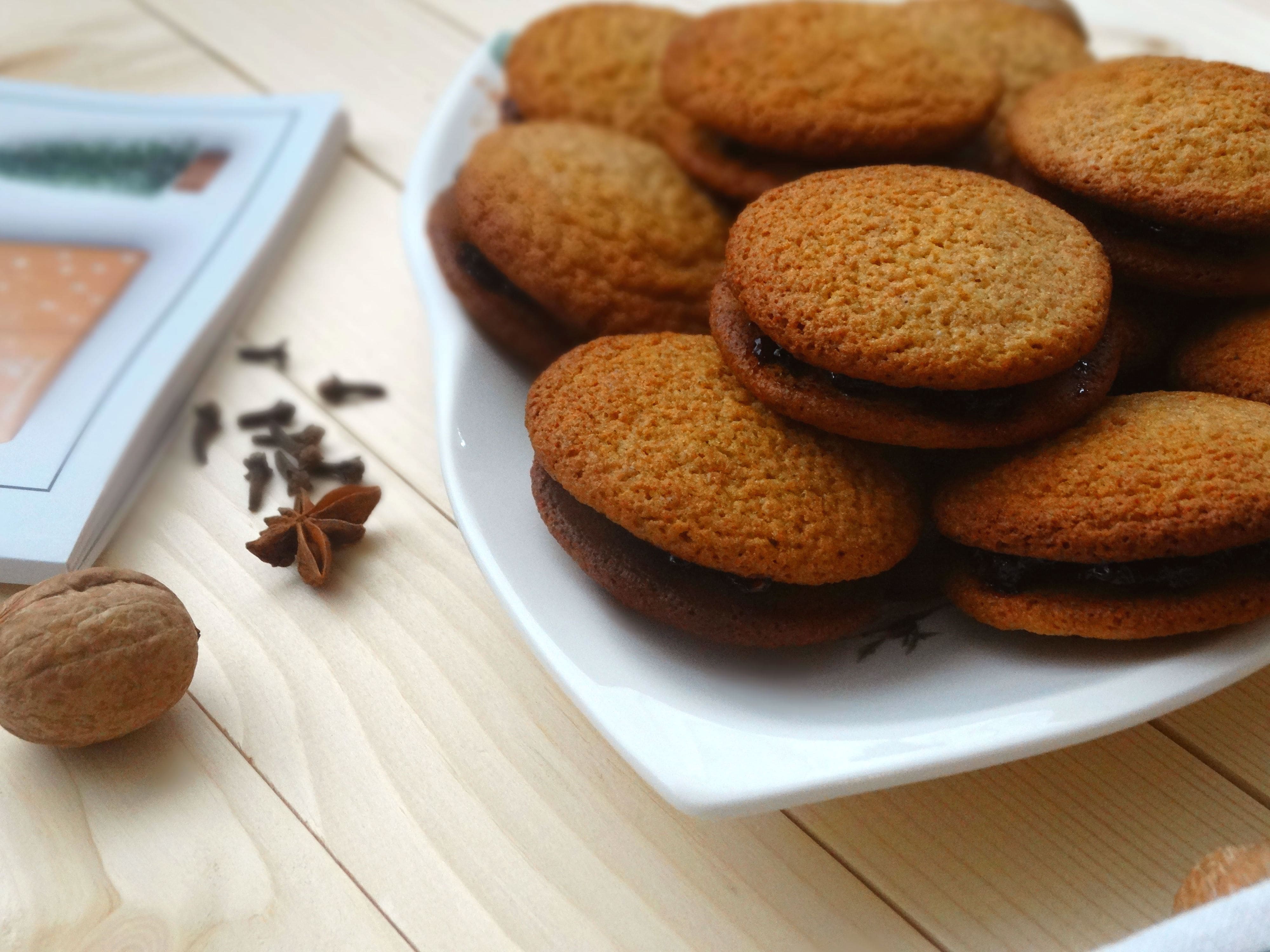 Коледни меденки